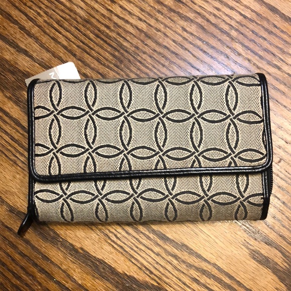 mundi | Bags | Nwt Mundi Wallet | Poshmark